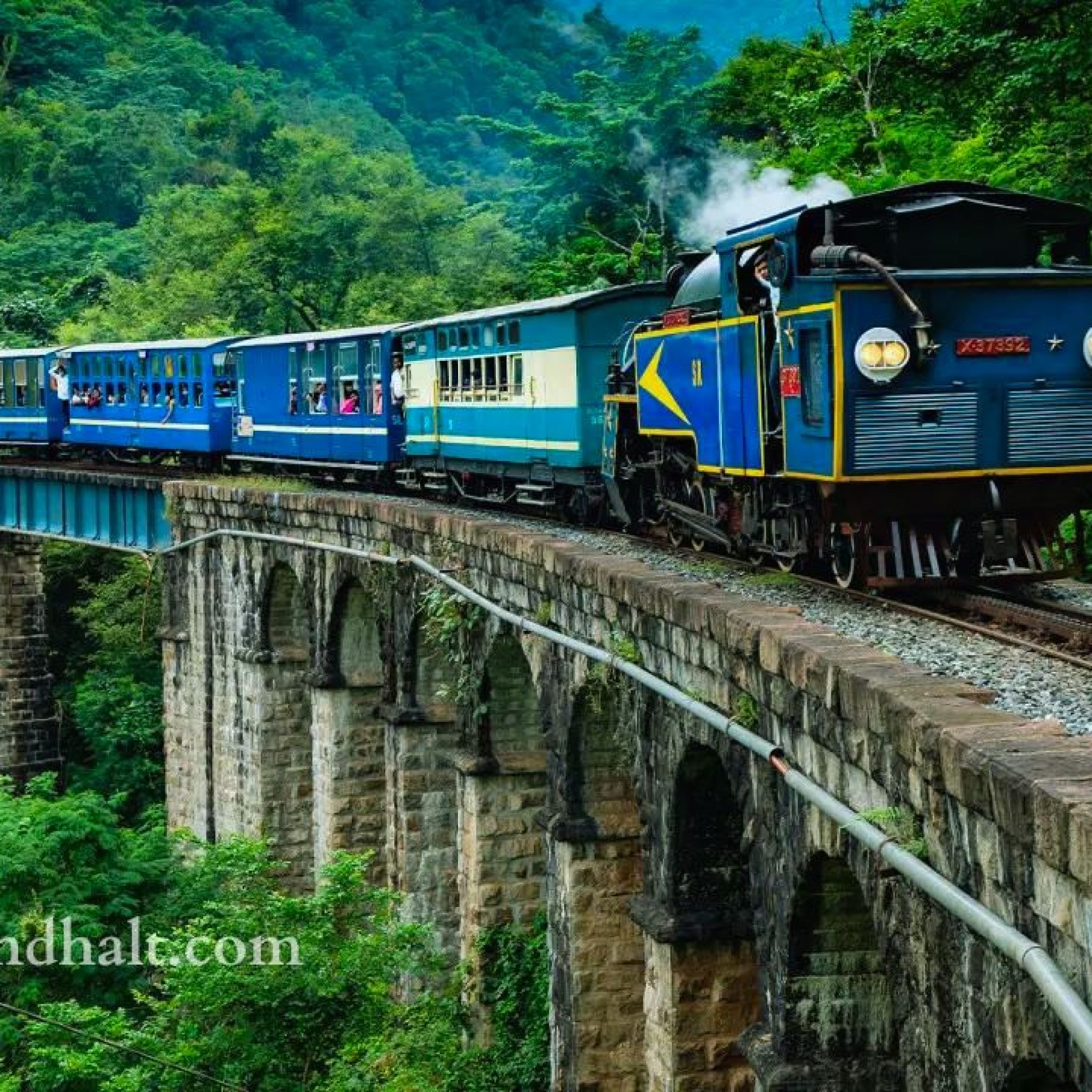Ooty Toy Train Timing & Ticket Fees - Tripandhalt
